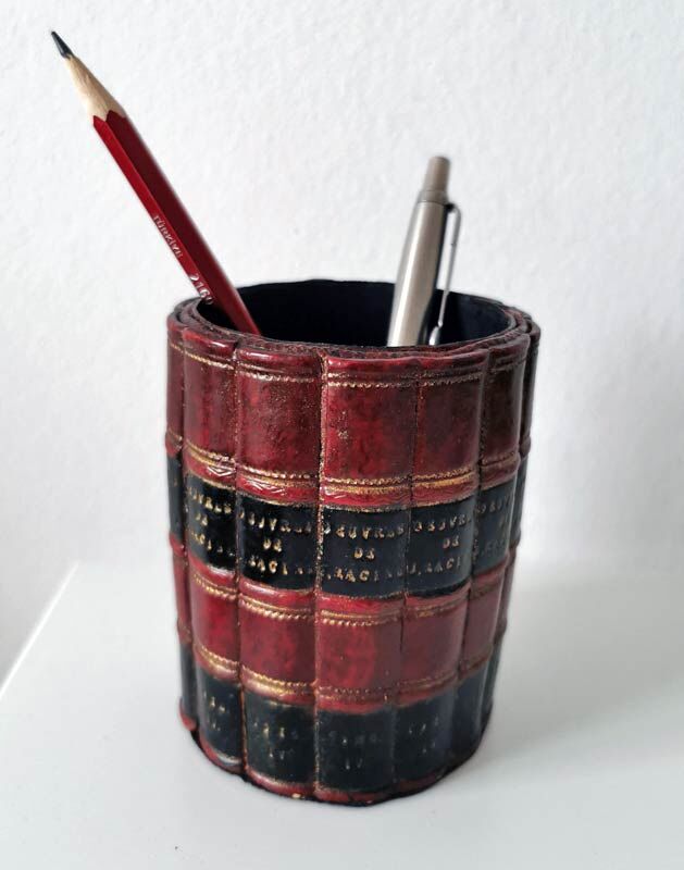 round pen / pencil pot red, English Decorations