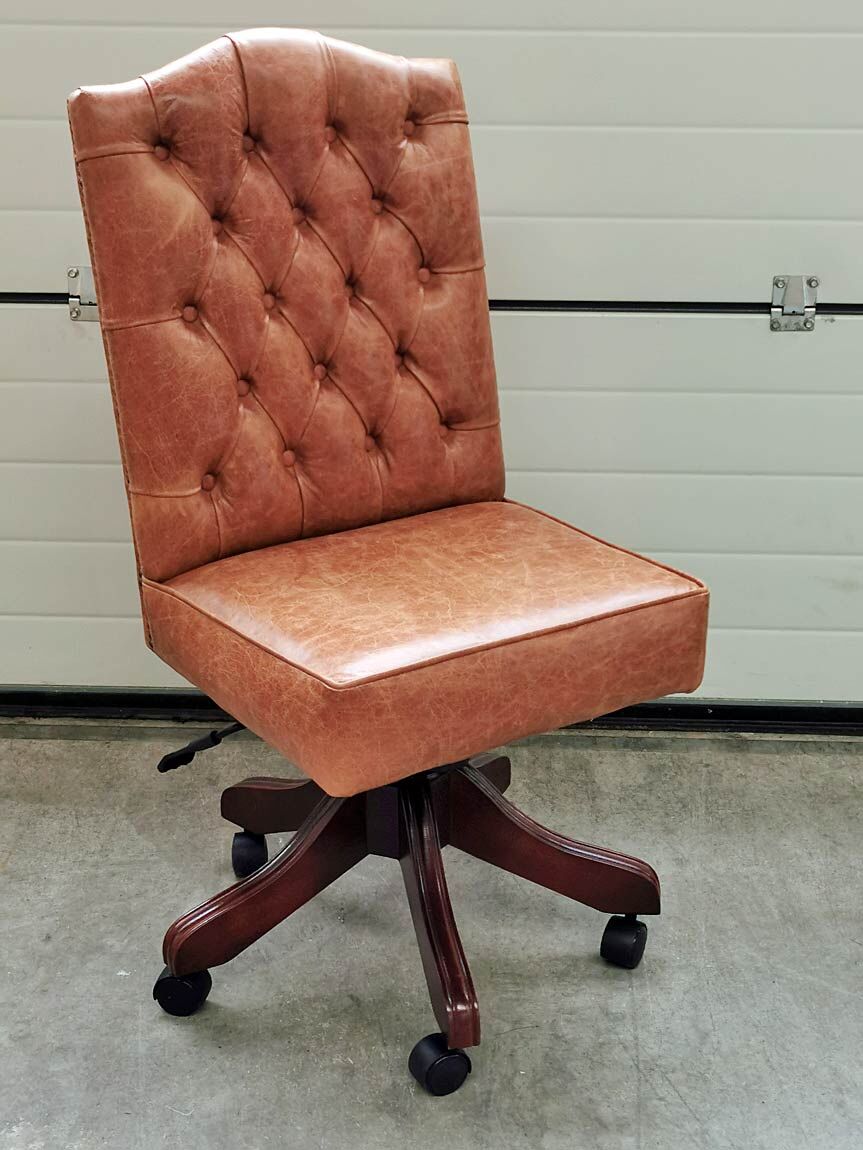 Winston swivel chair, English Chesterfield desk chair, English Decorations
