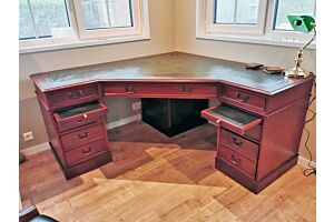 Hand made English pedestal desks,- English Decorations